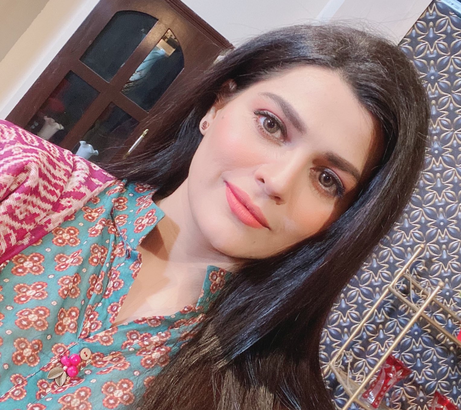 Retired Model | Actress | Anchor - SOPHIA MIRZA